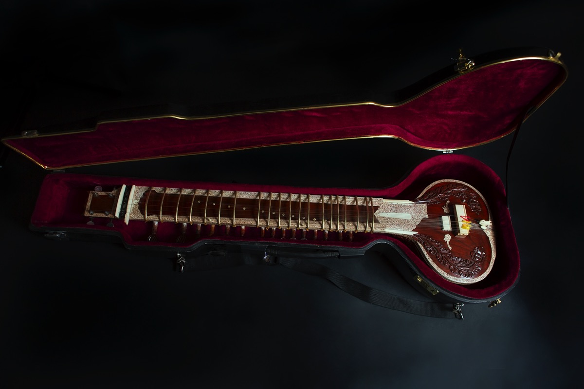 Flexibler Sitarunterricht in Kanton Freiburg. Sitar lernen im ...